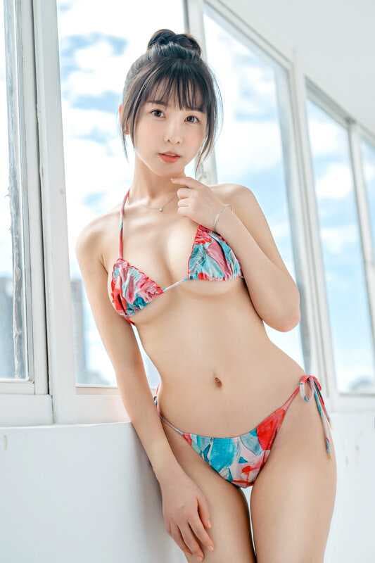 新片分享 新人世界的美少女 Tiny~* - 西斯板 | Dcard