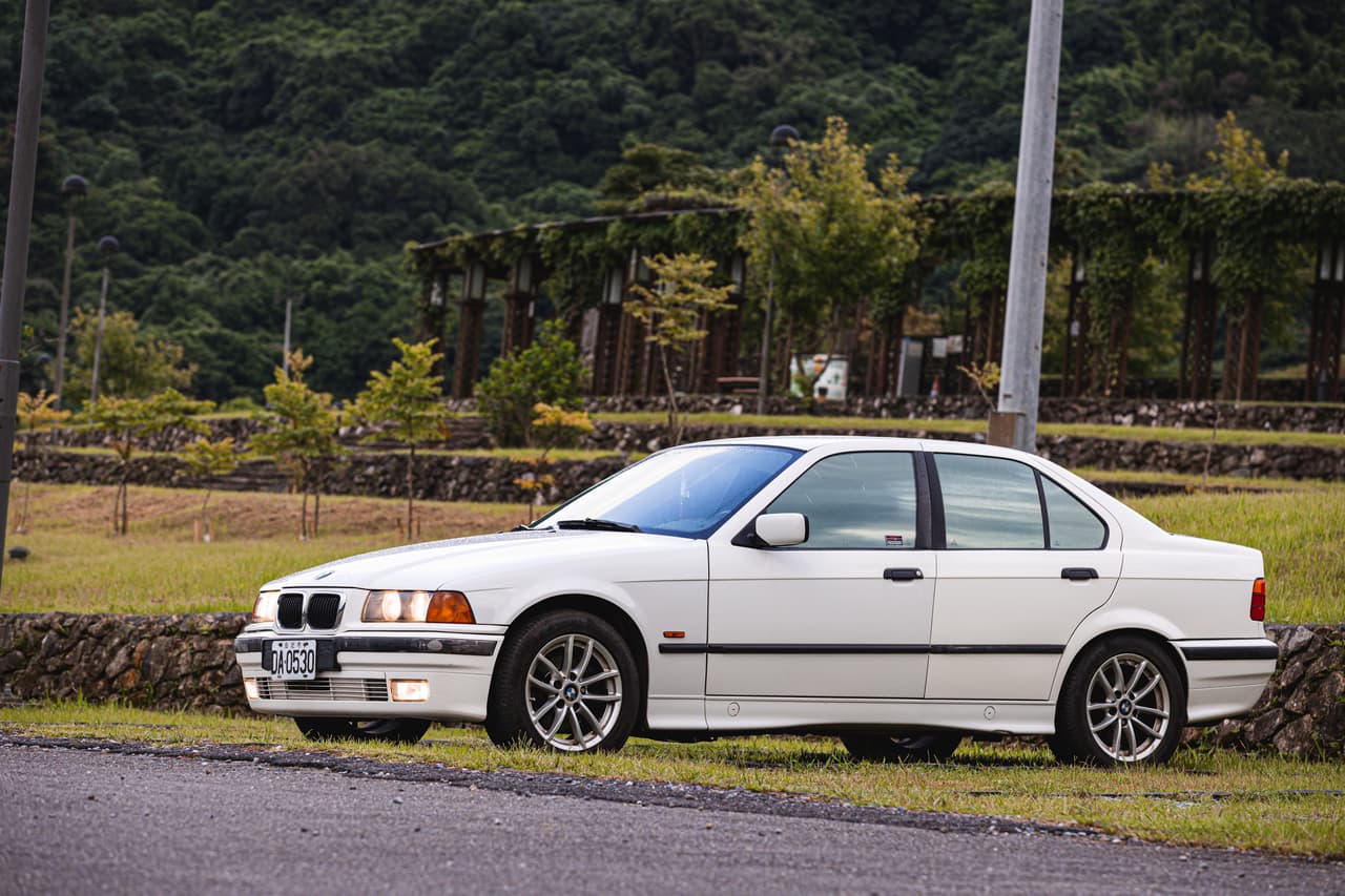 1997年BMW E36 318is 經典老車分享 - 汽車板 | Dcard