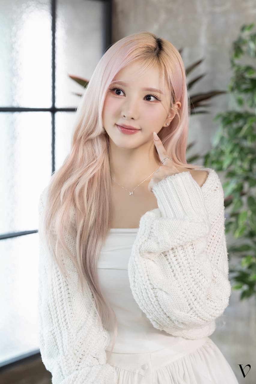 #照片 240418 Eunha - Cliche Project Pat Pat(어루만져 줄게요) MV 拍攝現場幕後 - GFRIEND板 | Dcard