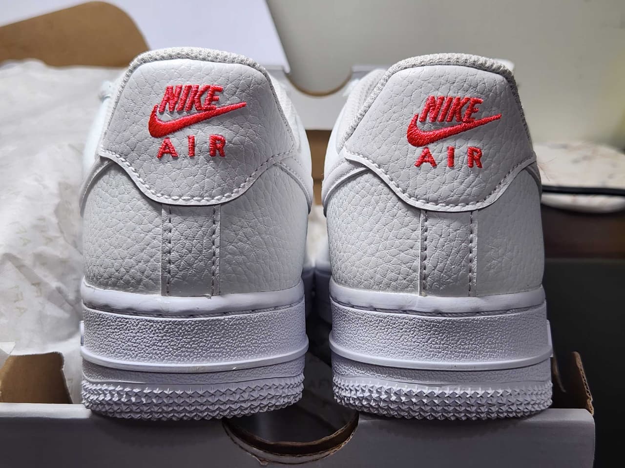 #詢問 yahoo跟momo跟PChome的鞋子一定是正貨嗎 - 網路購物板 | Dcard