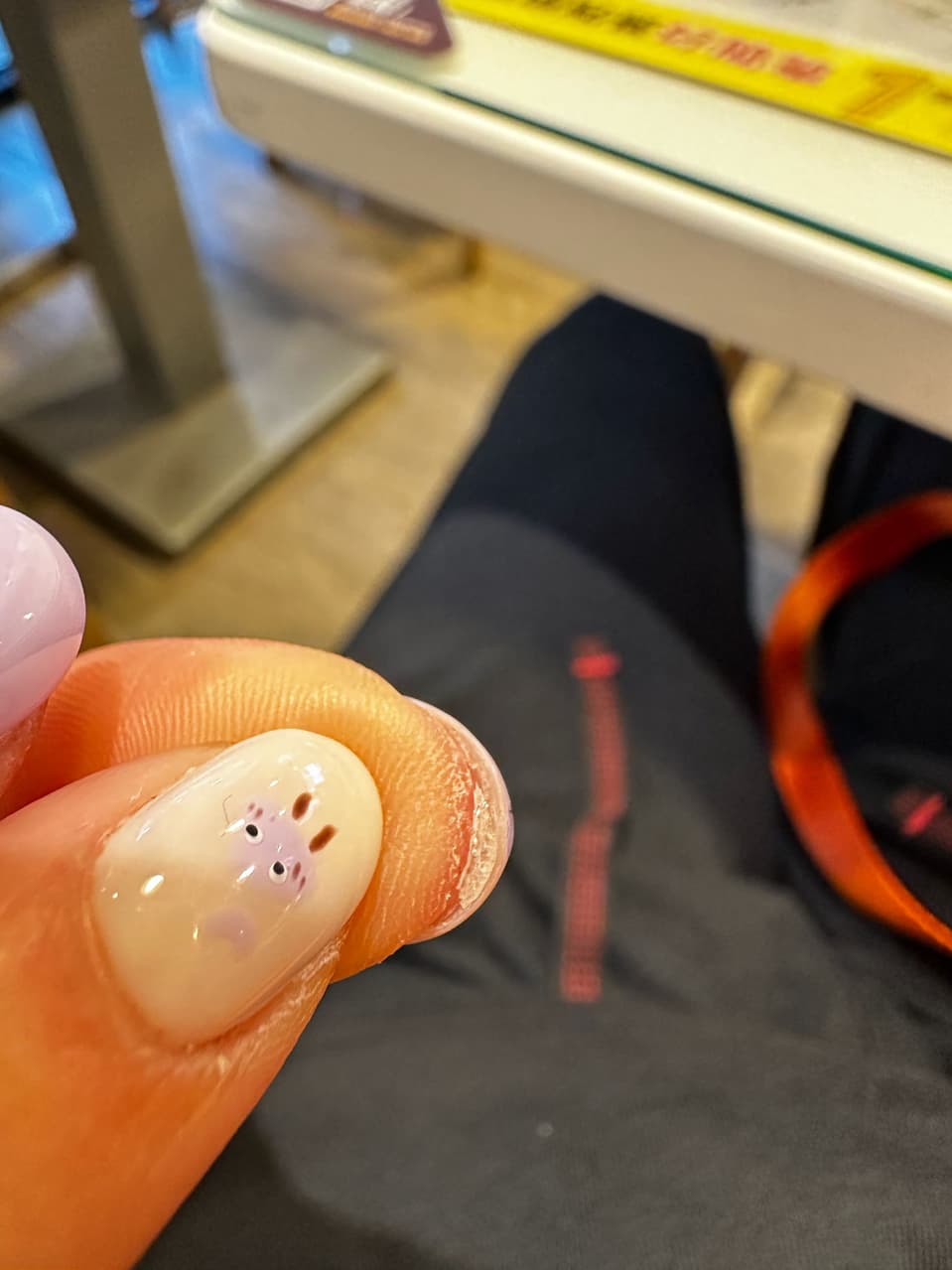 問題 指甲裡的膠是正常的嗎? 美甲板 Dcard