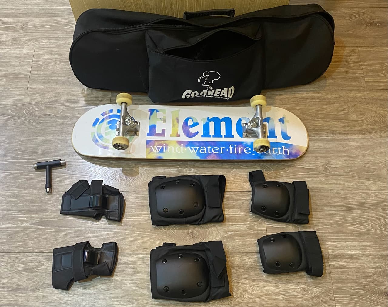 售 滑板套組 $3500 - 逢甲大學二手物交流板 | Dcard