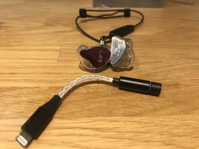 #開箱 UE Pro 5 客製化耳機 part1 - 3C板 | Dcard