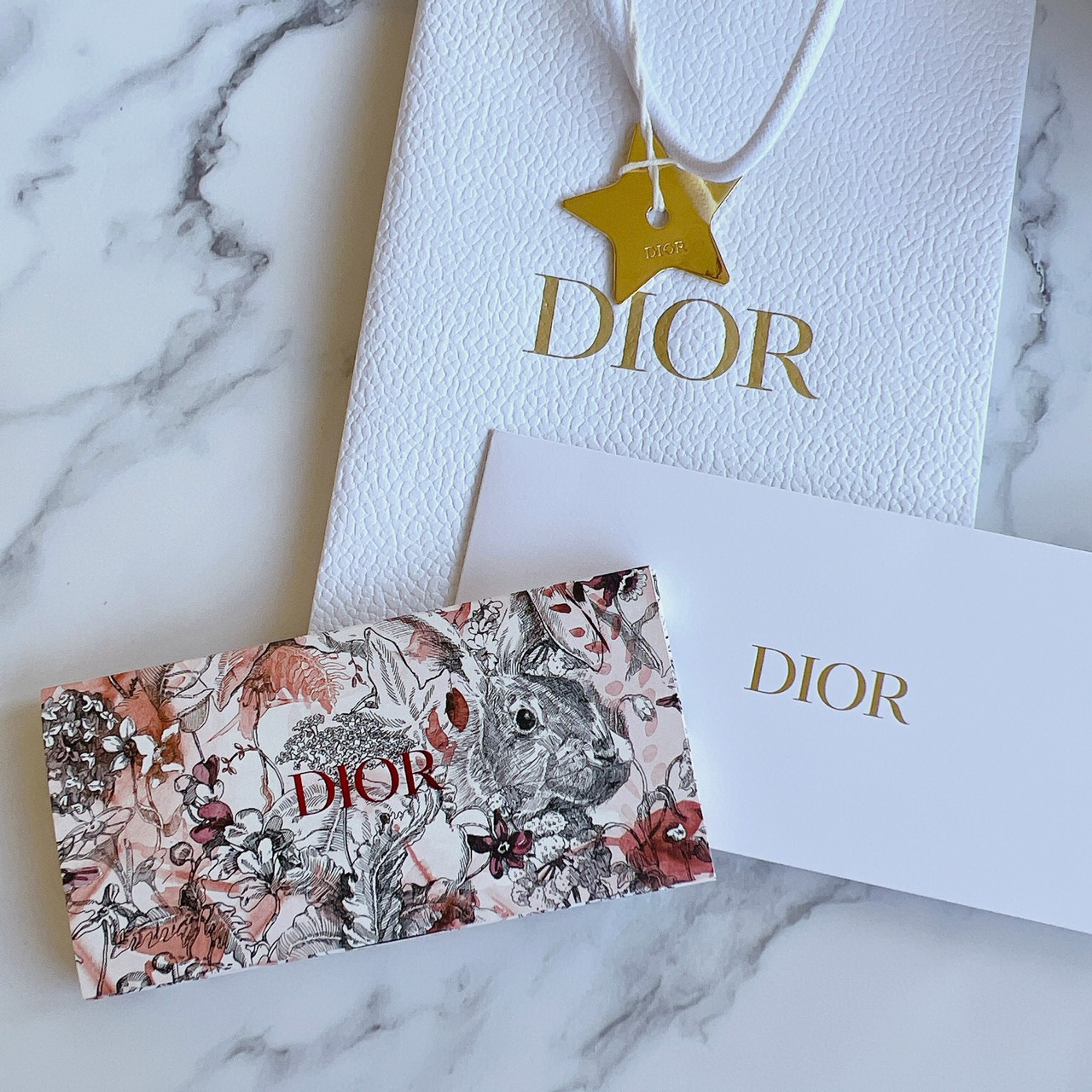 #分享 Dior Caro短夾/LV拉鍊零錢包/CELINE名片卡夾 - 精品板 | Dcard