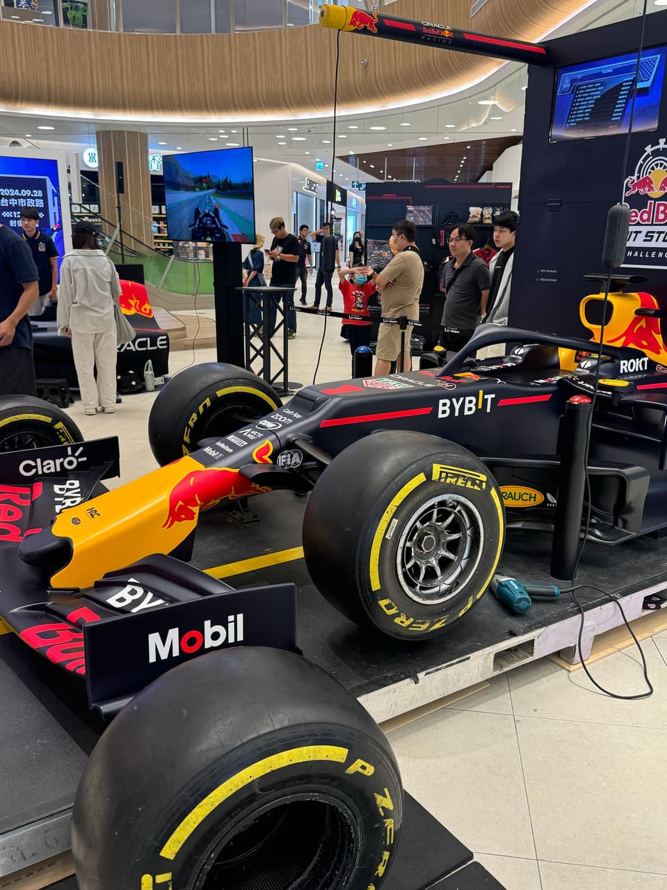 #分享 F1 換胎體驗 - F1板 | Dcard