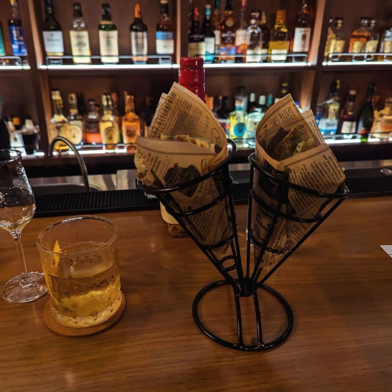 #酒吧探尋 Bar Whiskeen 威士忌專業的高雄酒吧 - 品酒板 | Dcard