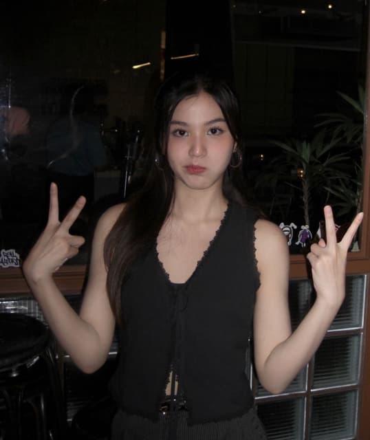 推薦待播泰百劇《us》#Emibonnie - 彩虹板 | Dcard