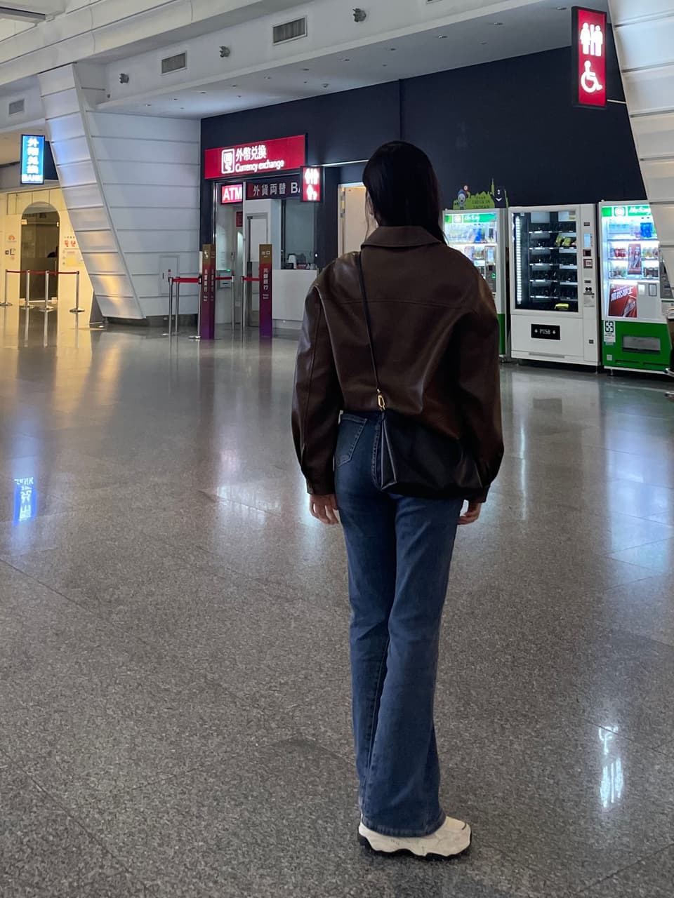 跟著Rosé穿一天！🥀🖤 - 宣 (@shen25__) | Dcard