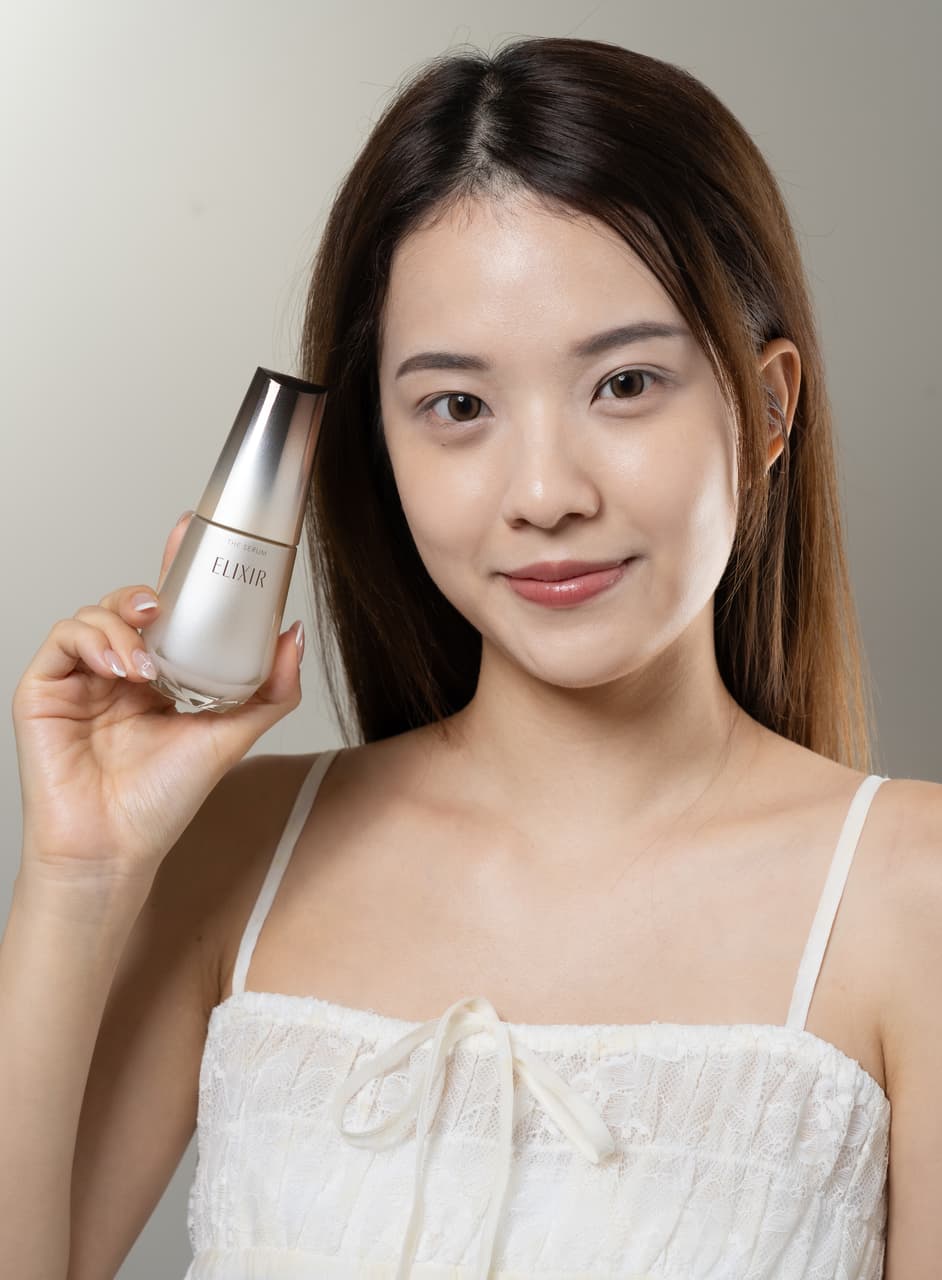 亞洲天后Jolin蔡依林的摯愛保養 – 怡麗絲爾ELIXIR全新 #光速精華💫榮獲跨國13項抗老專利認證 🔥15分鐘修護肌底，讓膠原蛋白牢牢的鎖在肌膚裡！揮別美容儀按摩吸收的長久等待，再搭配0 ...