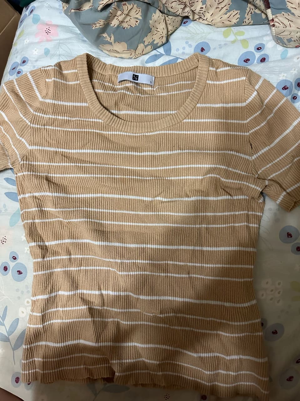 #我要賣 日牌GRL coen Uniqlo GU還有50%！！！價錢皆可議 - 二手交易板 | Dcard