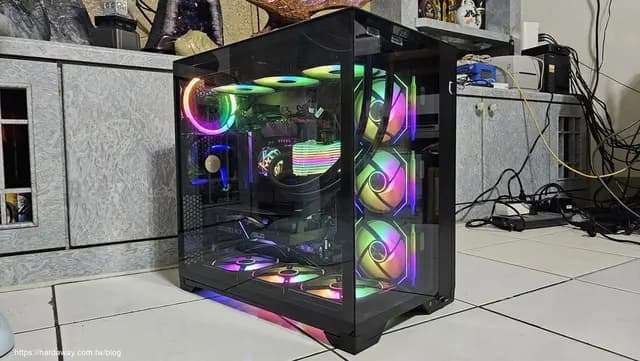 聯力LIAN LI O11 VISION COMPACT海景房機殼 - 3C板 | Dcard