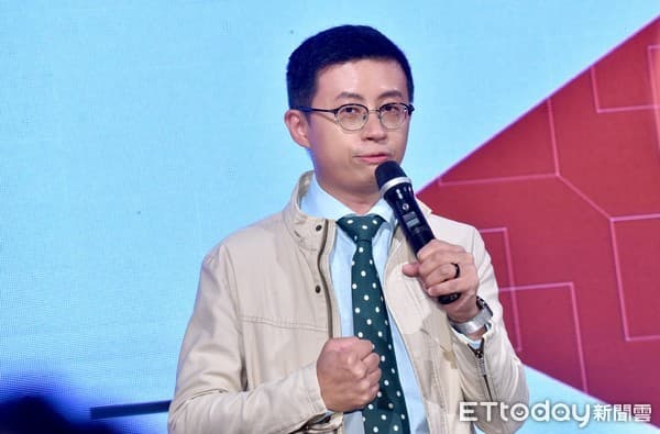 呱吉開戰陳沂開嗆發自內心地覺得妳是個滿嘴胡說八道的混蛋! - YouTuber板 | Dcard