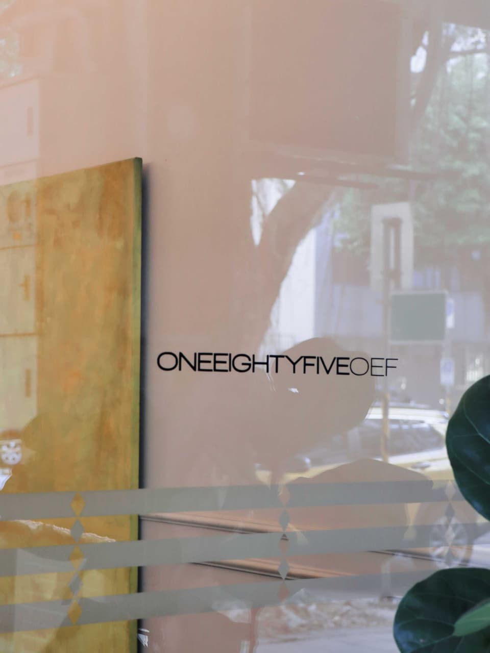 ㄩㄐ今天吃什麼？帶你們吃小南門可朗芙專賣咖啡廳｜ONEEIGHTYFIVE CAFE - 美食板 | Dcard