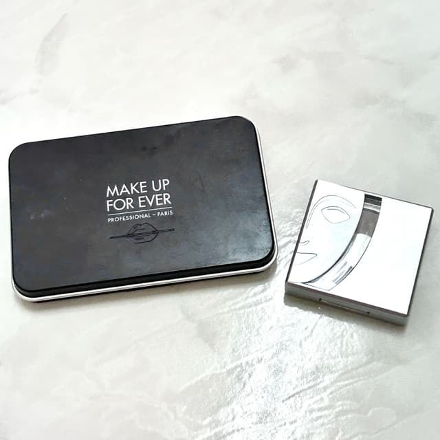 #分享 高遮瑕力粉餅PK｜MAKE UP FOR EVER vs 歌劇魅影 - 美妝板 | Dcard