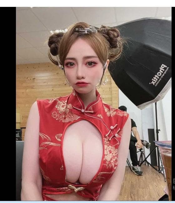 請問這是誰? 表特板 Dcard