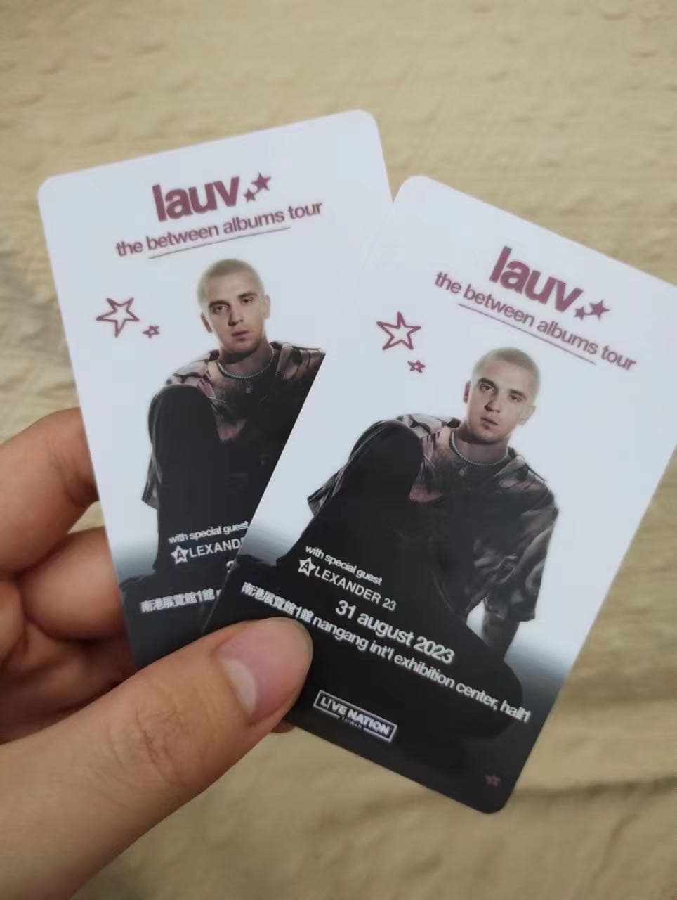 （售出）#讓票 8/31 Lauv 演唱會台北場原價讓票兩張 - 票券交流板 | Dcard