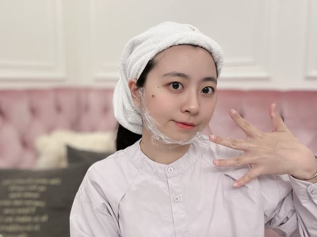 秒變V臉！試了Ronkyla容脂針，雙下巴bye bye - Belle (@eateat2001) | Dcard