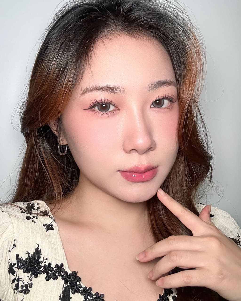 🍬CoFANCY可糖 喜歡放大感的快來～😻 五色上鏡款 - 摸你卡撐 (@vivi47) | Dcard