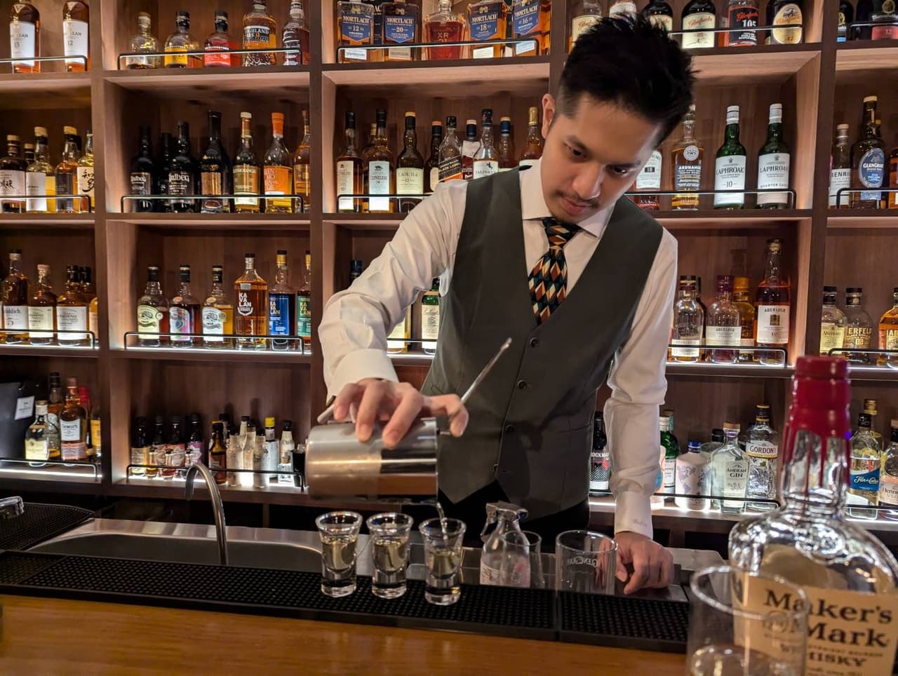 #酒吧探尋 Bar Whiskeen 威士忌專業的高雄酒吧 - 品酒板 | Dcard