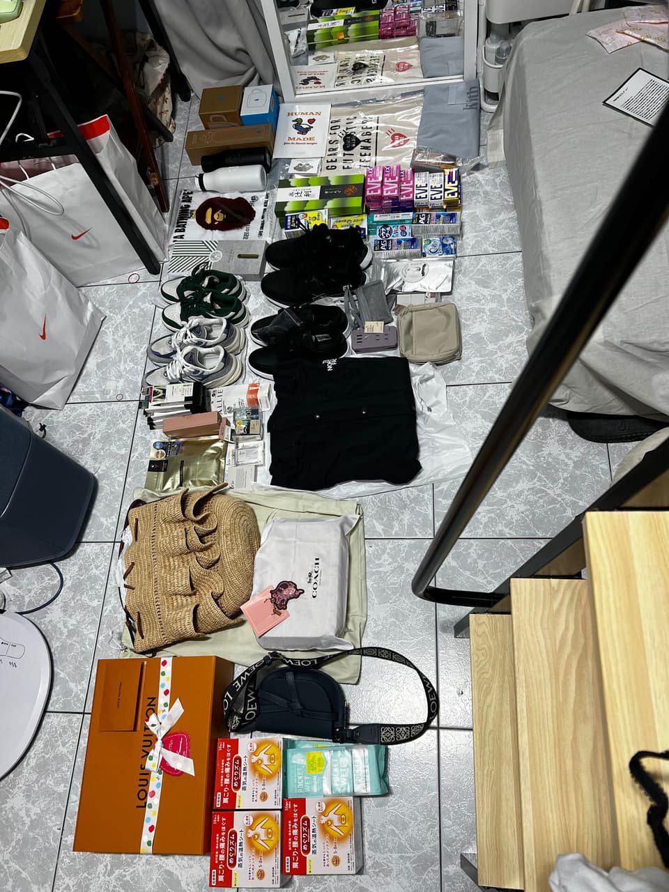 #分享出國購物、平時車上都可以放一台小推車 - 風一般的女子 (@crklyj) | Dcard