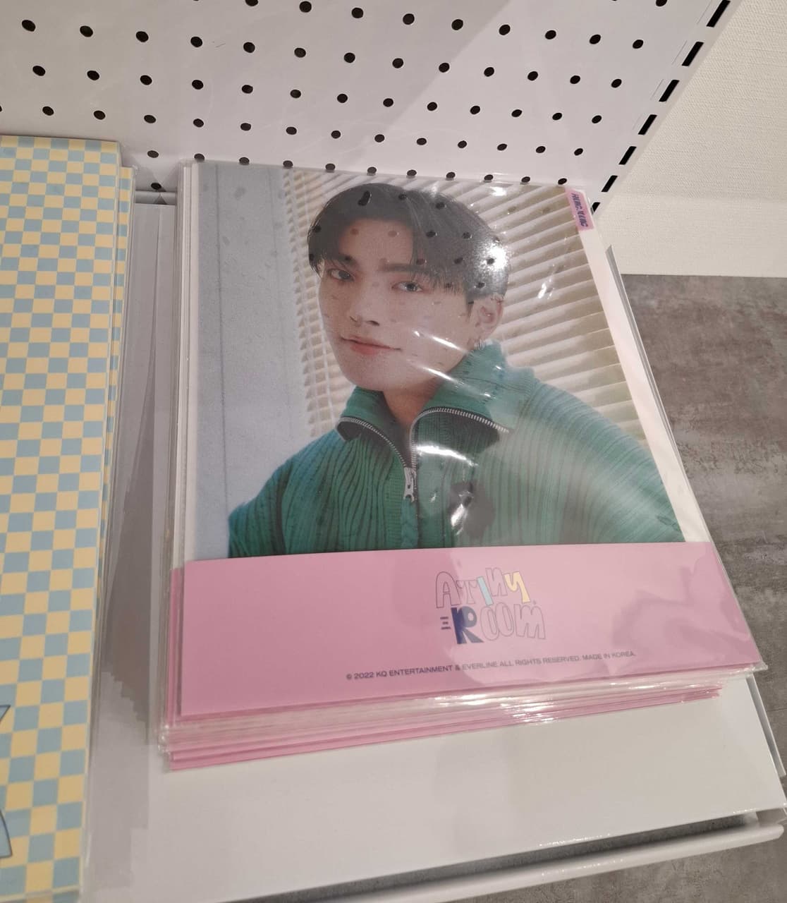 #分享 開箱新開幕專輯店！根本是Ateez專賣店（？ - ATEEZ板 | Dcard