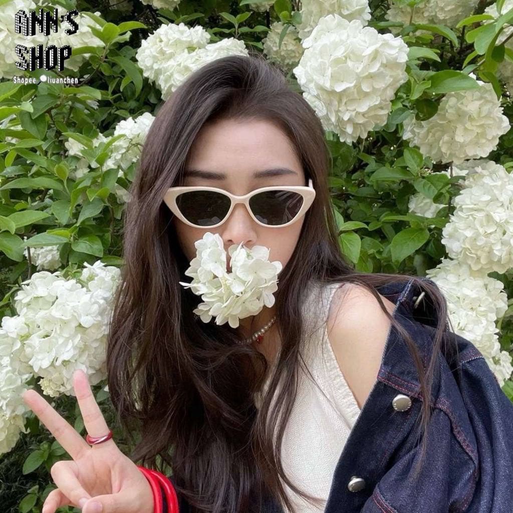 氣場全靠他！戴上一秒成為全場焦點😎 盤點五款必收百搭墨鏡！y2k復古風、個性方框、 時髦貓眼 不只遮太陽🌞 更是穿搭重點單品🔥 - haloyoyo (@haloho) | Dcard