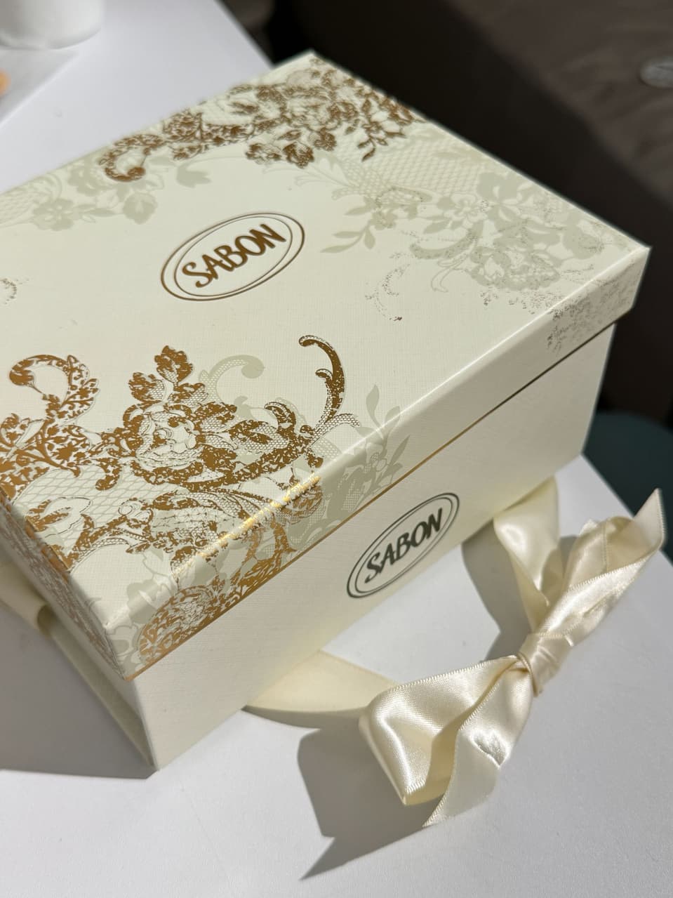 #我要賣 #已售出 全新 SABON 磨砂膏 附禮盒+木勺 - 二手交易板 | Dcard