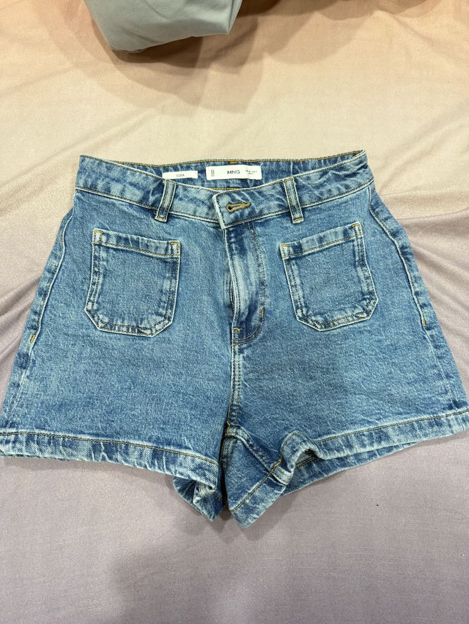 #我要賣 二手衣 出清 Uniqlo ZARA H&M h connect 50% THE LADY MORE Pull&BEAR MANGO NET - 二手交易板 | Dcard