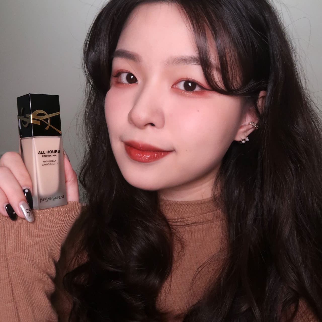 吃完火鍋依舊漂亮的底妝🍲 ft.YSL Beauty 恆久完美無瑕持妝粉底 SPF39/PA+++ - 美妝板 | Dcard