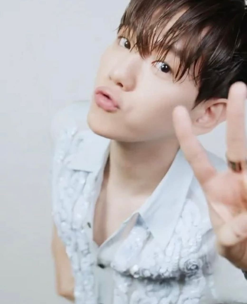 #詢問 4/8 FM 找伴😭 - EXO板 | Dcard