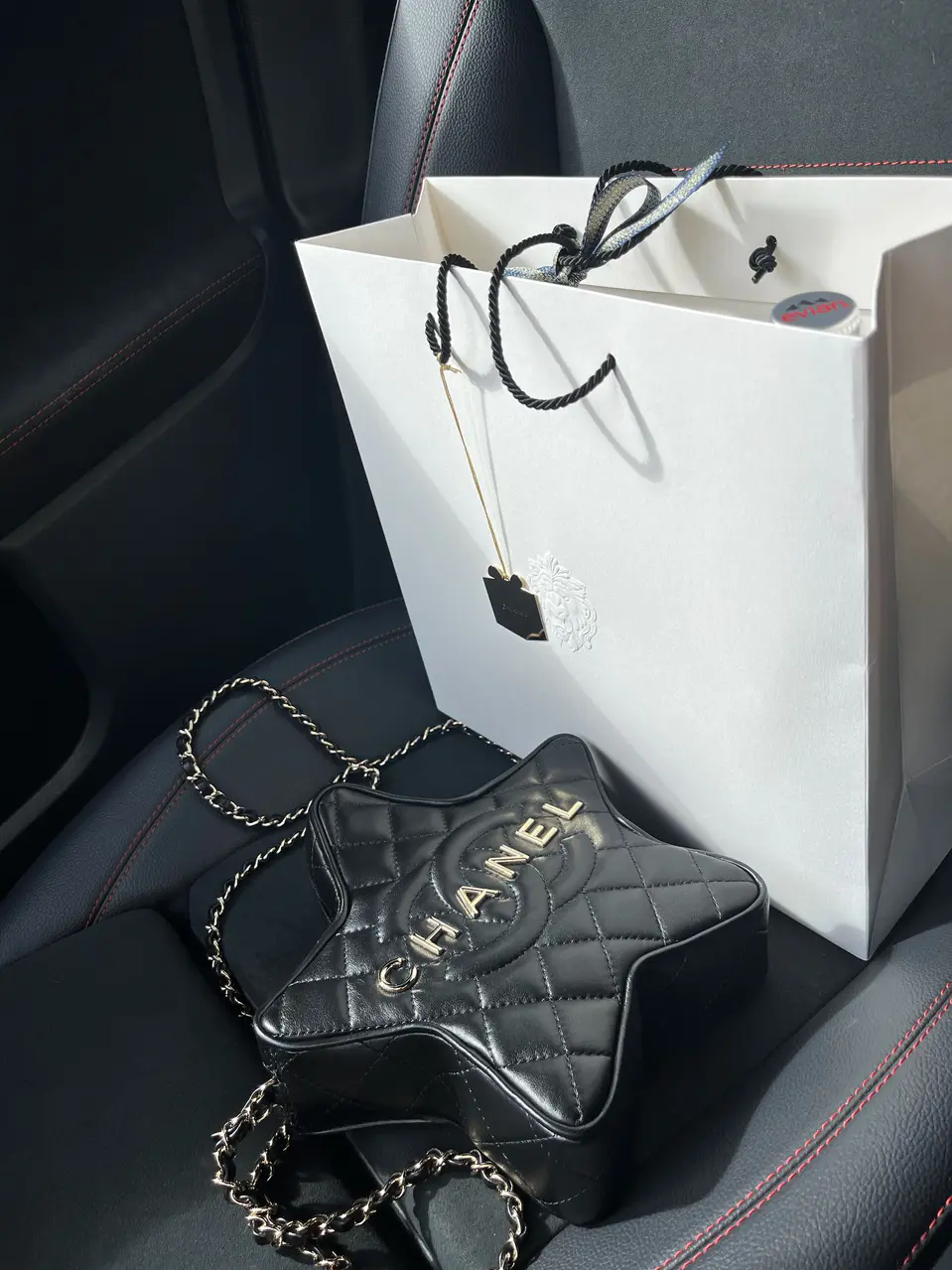 #開箱 分享香奈兒漂亮的山茶花項鍊跟coco crush手環😍😍 - 精品板 | Dcard