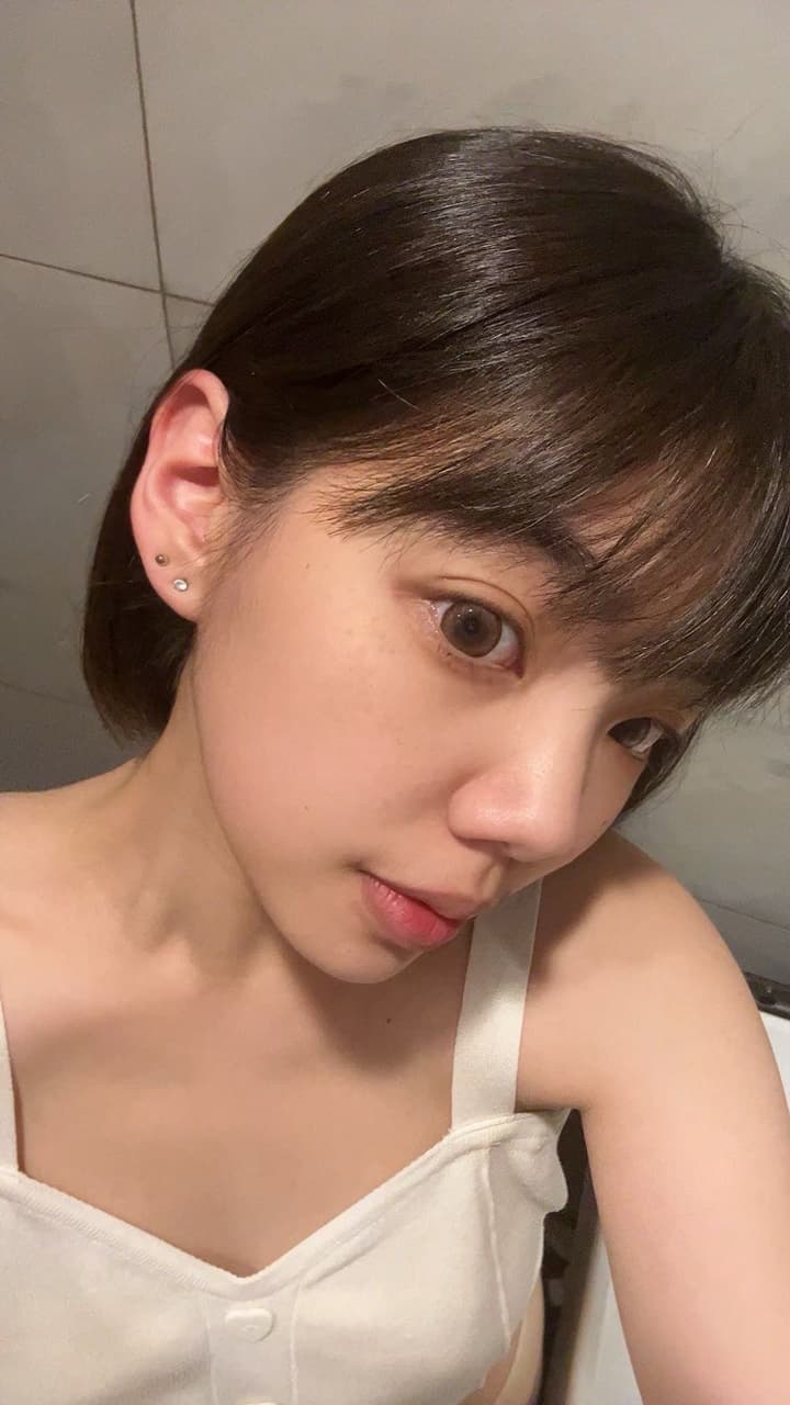 #分享 十項全能的神隊友 ZIIP HALO 奈米微電流美膚儀 - QQ Mêðw♥︎˖*° (@qq_meow__) | Dcard