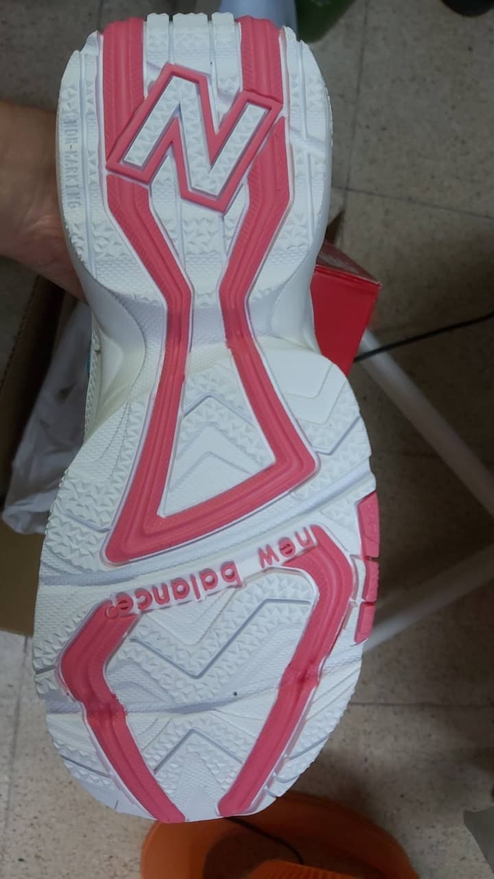 #問 NB608真假 很熟NB的拜託進來吧! - 穿搭板 | Dcard