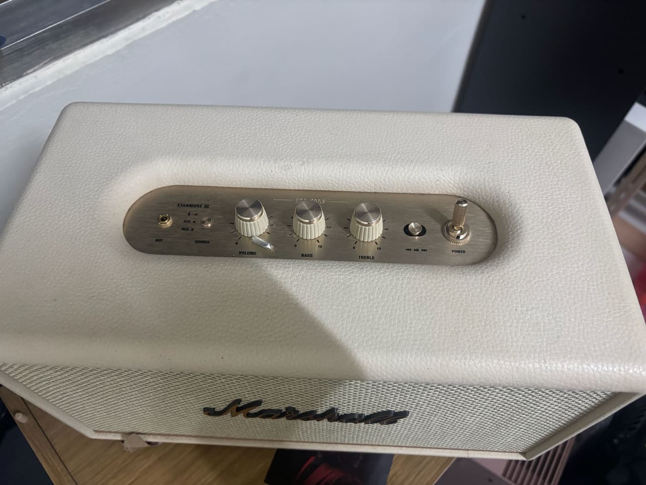 #我要賣 二手Marshall standmore III 三代 - 二手交易板 | Dcard