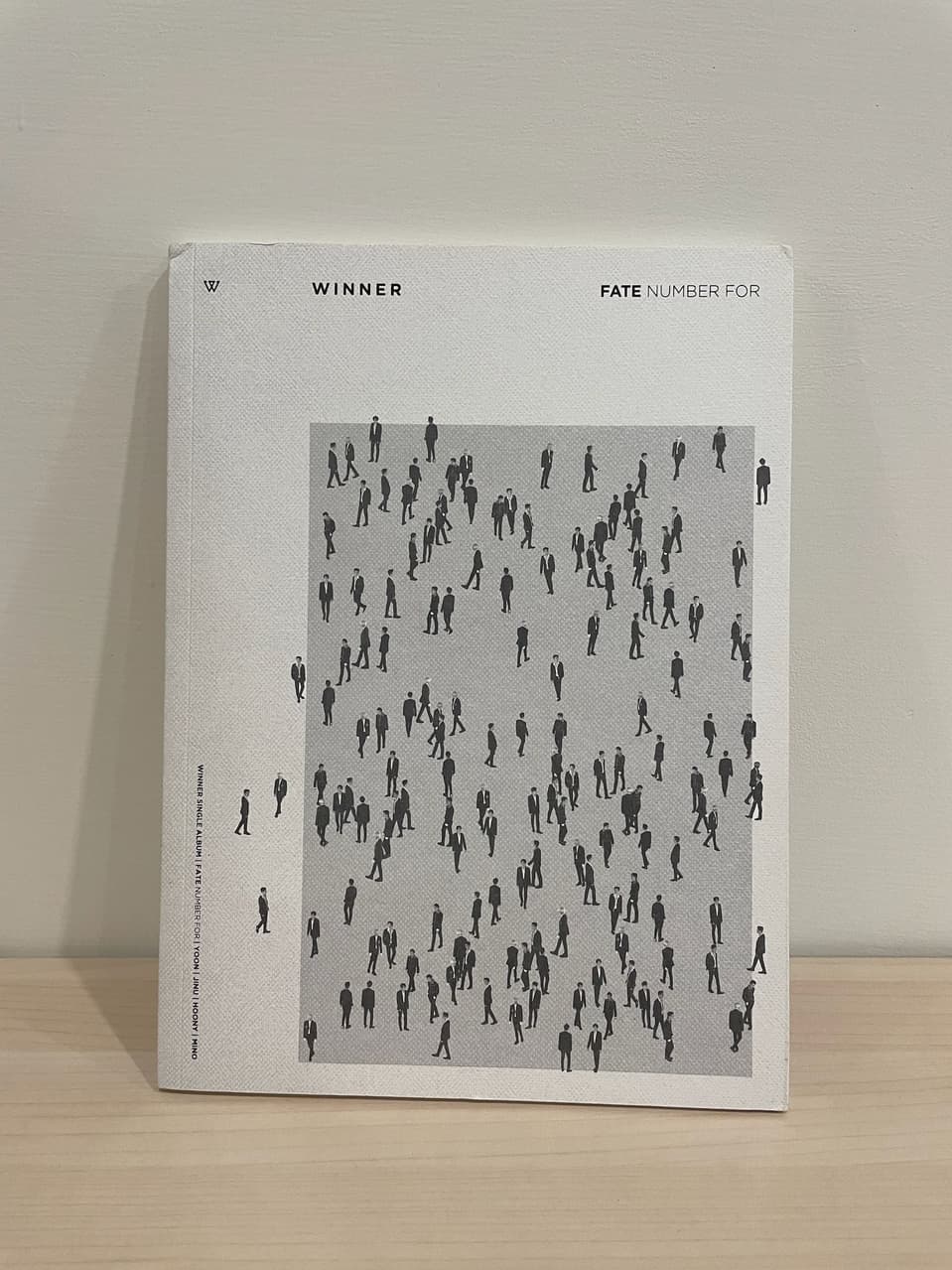 #贈送 Roy Kim專輯+海報/Winner空專/VIXX寫真書 - 贈物板 | Dcard