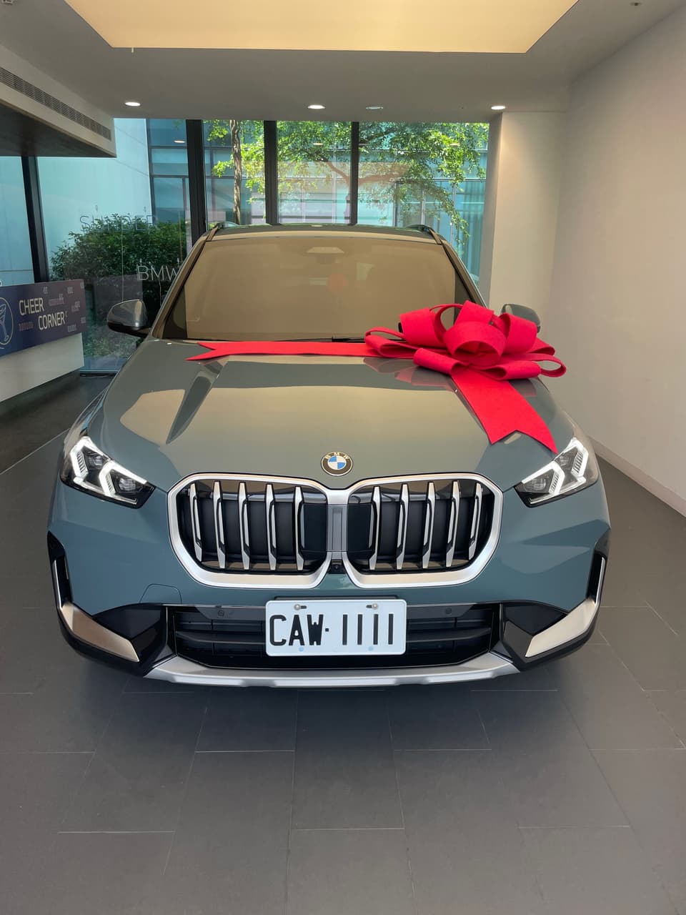 跨越28年情感傳承：從E39到全新X1的交車故事 - B牌汽車特務 (@jason40) | Dcard