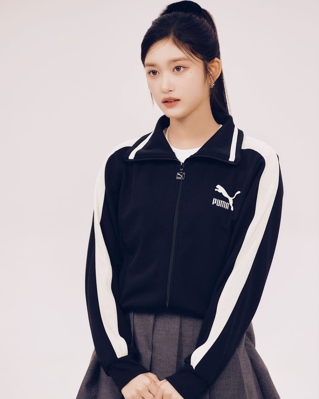 #代言 PUMA) 𝗕𝗘𝗛𝗜𝗡𝗗 𝗧𝗛𝗘 𝗦𝗖𝗘𝗡𝗘𝗦 𝗪𝗜𝗧𝗛 𝗜𝗩𝗘 📸 - IVE板 | Dcard