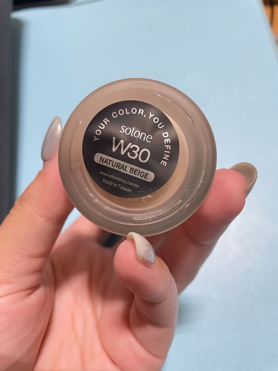 #我要賣 #我要賣 Solone柔紗精粹粉底液 W30 - 二手交易板 | Dcard