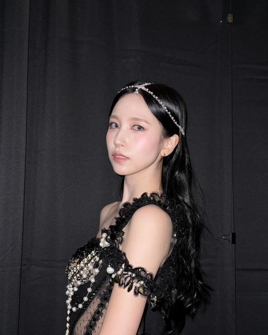 #分享 黑髮公主MINA 大阪演唱會幕後 ig貼文 - TWICE板 | Dcard