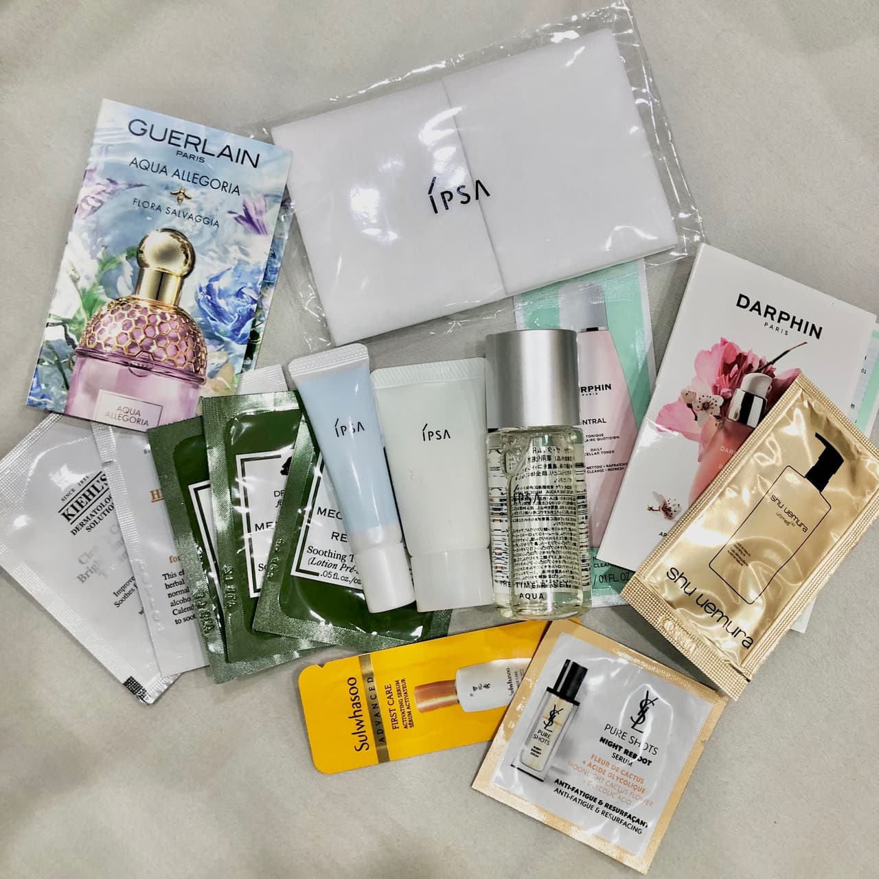 #開箱 不到一張藍色收穫滿載快樂 - 美妝板 | Dcard