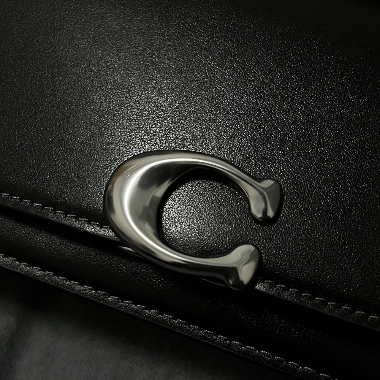 #開箱 65折買 Coach bandit 🥳 - 精品板 | Dcard