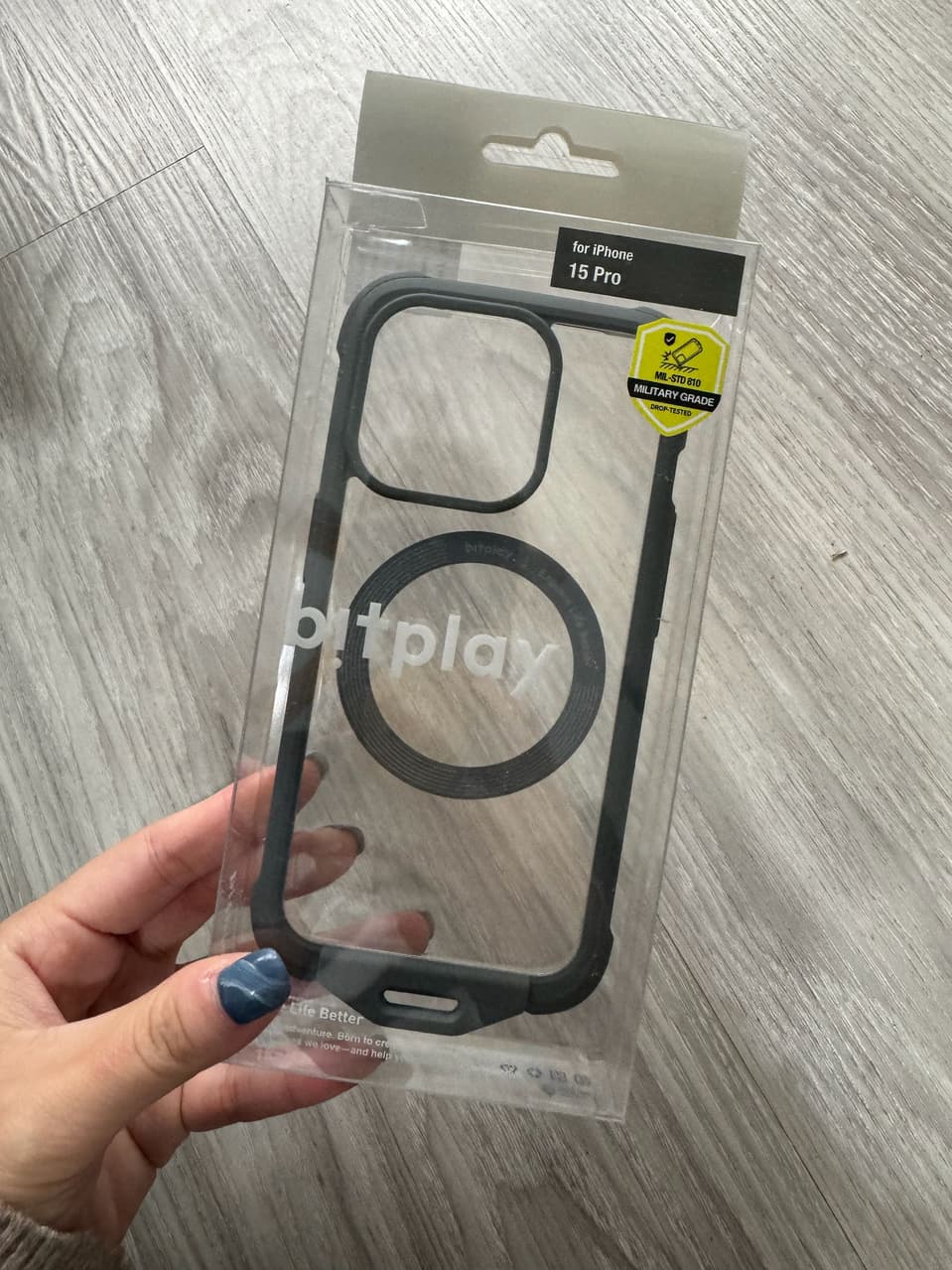 #我要賣 bitplay Wander Case iPhone 15 pro 軍規防摔手機殼 灰色 - 二手交易板 | Dcard