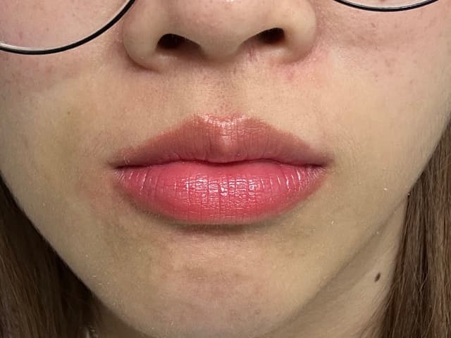 #試色 口紅試色：mac/蘭蔻/媚比琳/kate 💄 - 美妝板 | Dcard