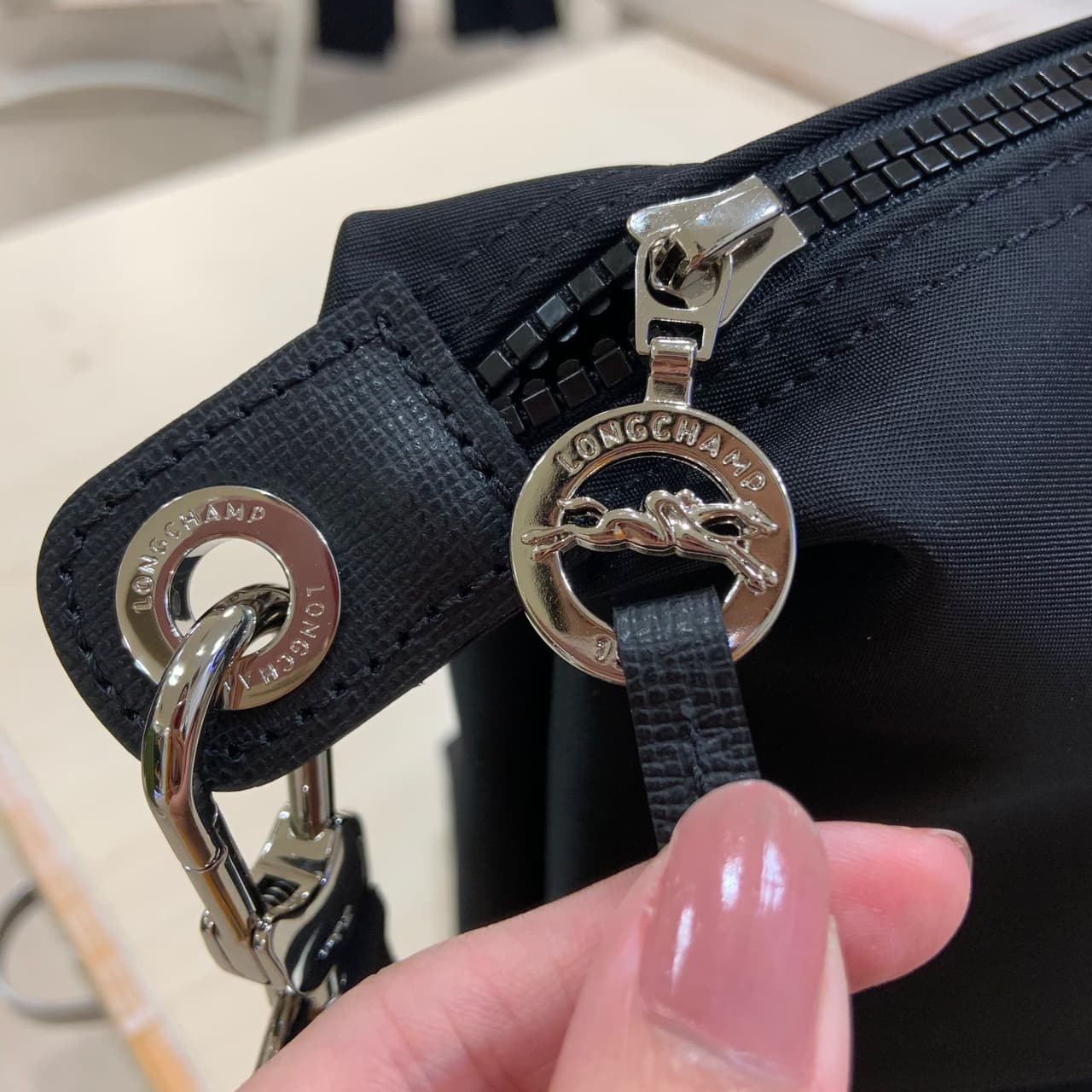 #精品#Longchamp#天母sogo - 精品板 | Dcard