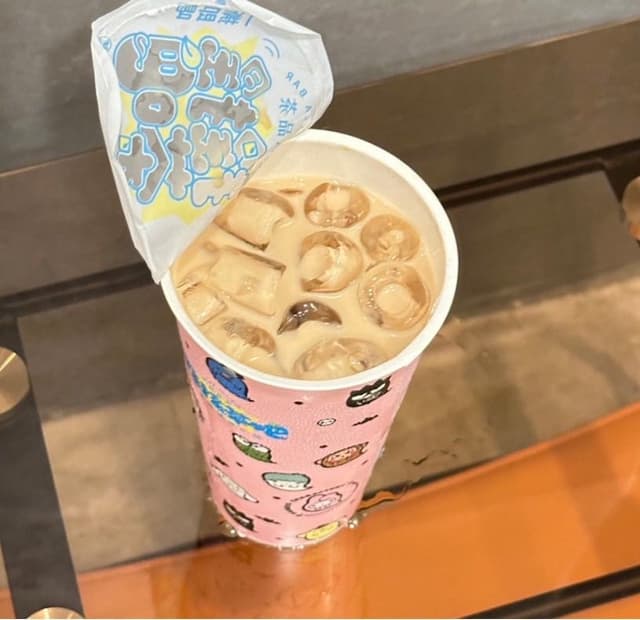 全家好喝奶茶vs7-11經典純奶茶 - 手搖板 | Dcard