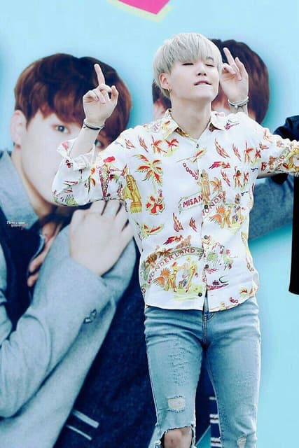 防彈的各個wink - BTS板 | Dcard