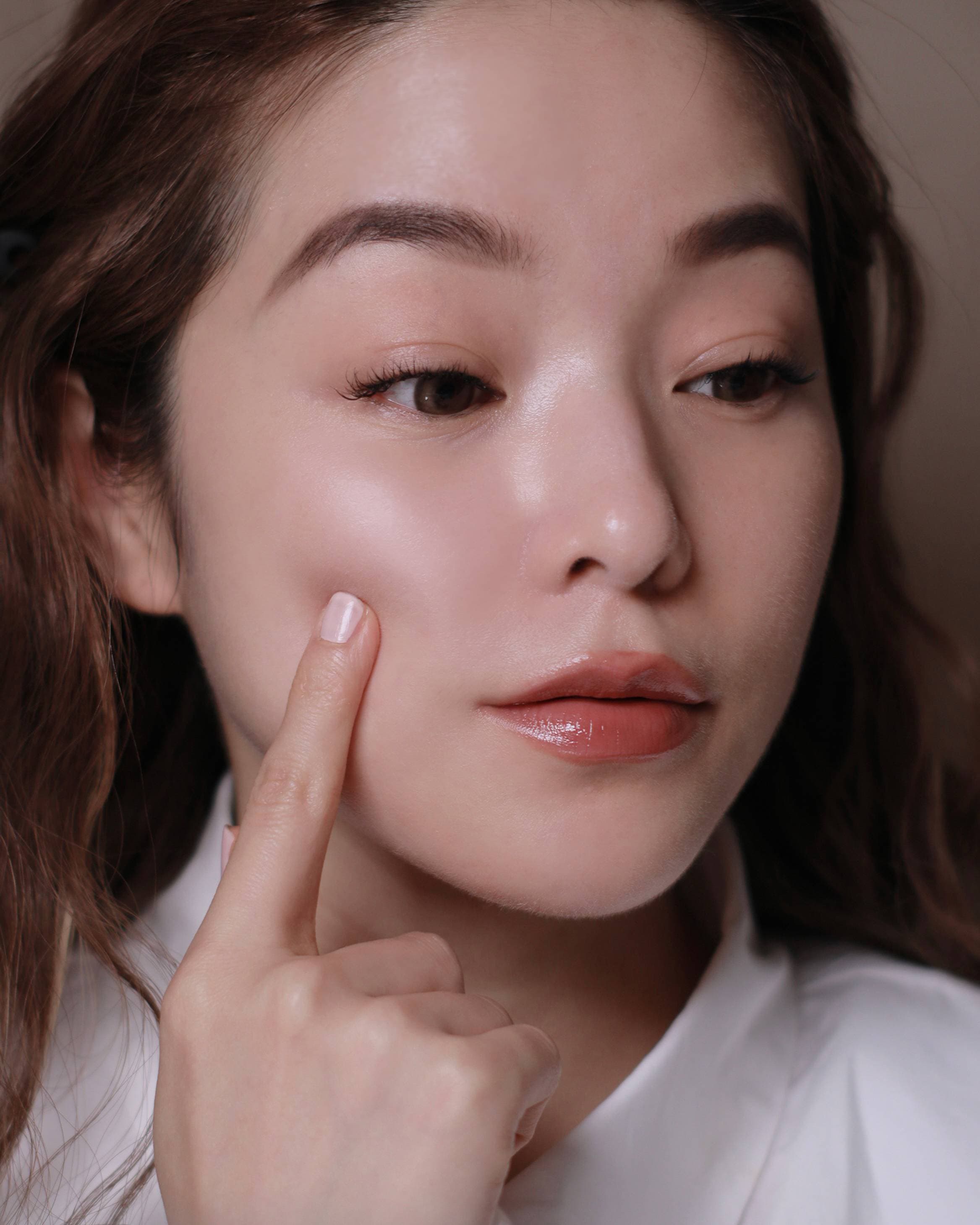 全網推薦零負評「最強保濕持久底妝CP」⚡️植村秀「小方瓶＋神級妝前乳」全日保濕服貼0暗沉0脫妝😍輕盈持色All Day Long，無極限全日營業中🏪！ - 美妝板 | Dcard