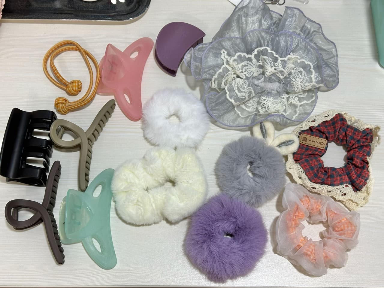 #我要賣 《全新 九成新化妝品贈髮飾》solone、za、excel、maybelline、love liner、romand、espoir、dasique、nivea - 二手交易板 | Dcard