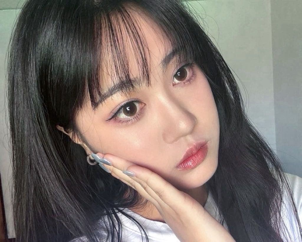 #分享 GIVRE綺芙莉新品實戴 - 隱形眼鏡板 | Dcard