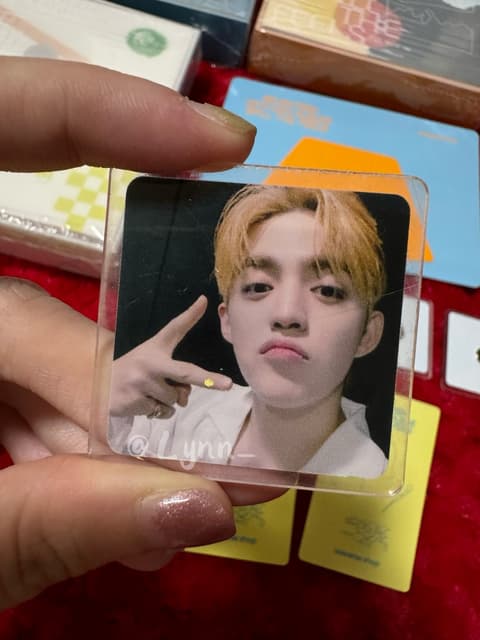 #開箱 迷你十二輯💎SPILL THE FEELS💎(PB版、Wvs專、KIT專、克拉盤) - SEVENTEEN板 | Dcard